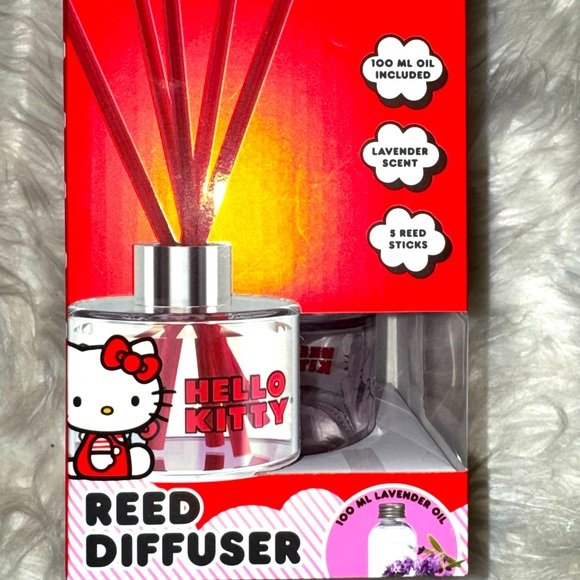Hello Kitty | Accents | Set Your Home Or Office Space With This ...